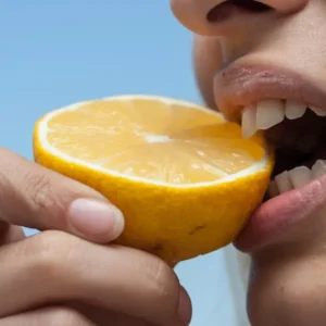 Saliva: su papel esencial en la salud bucodental